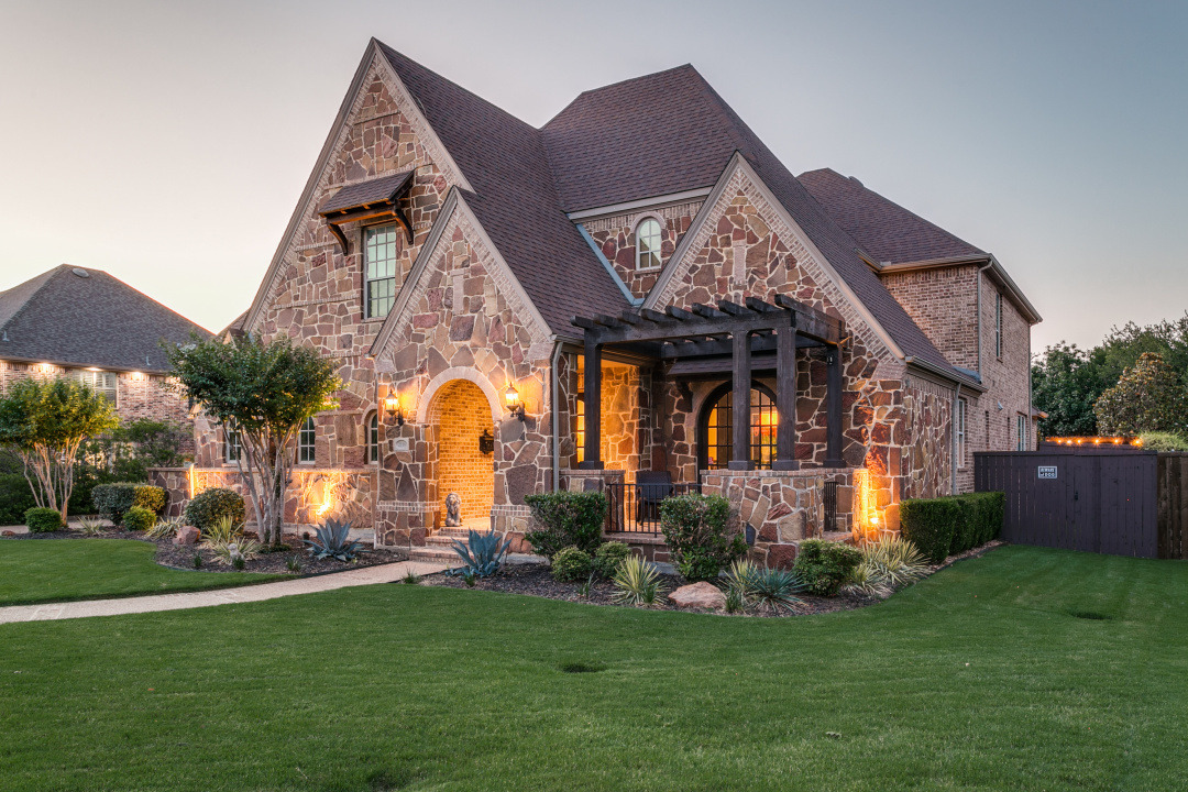 2316 King Arthur Blvd, Lewisville, TX 75056