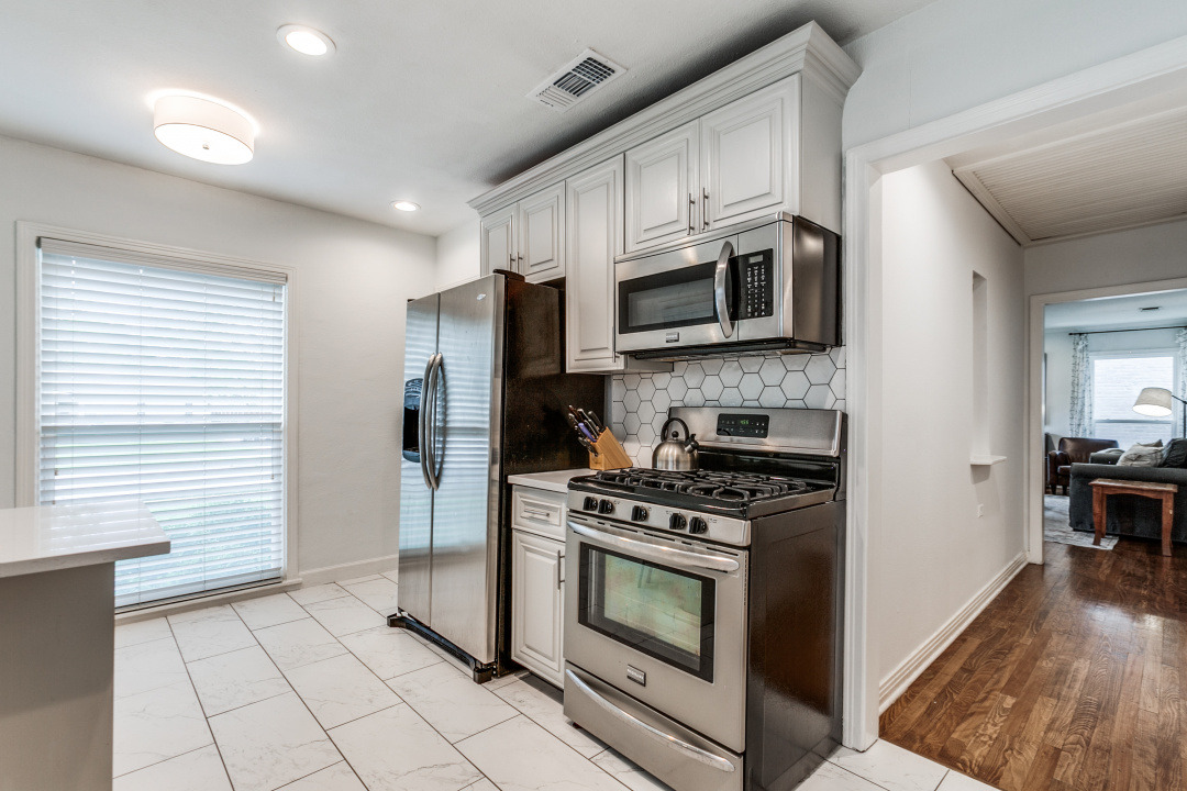 Photos Map & Nearby Contact