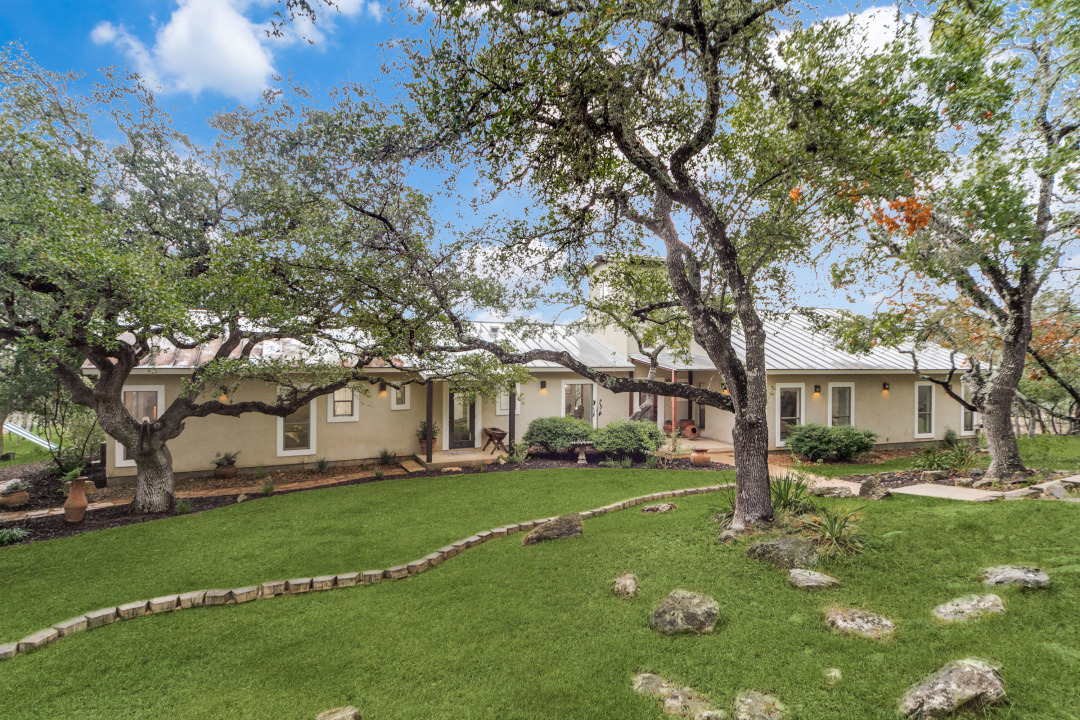 112 Remington Dr, Bergheim, TX 78004