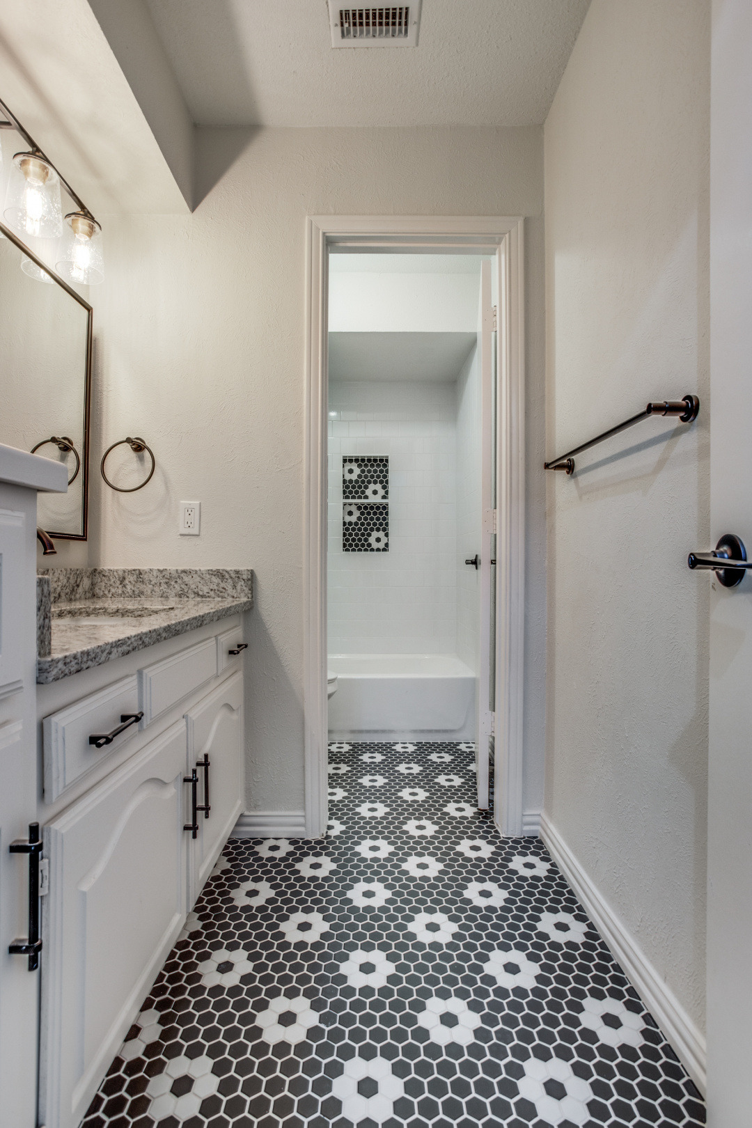 3405 Toler Rd, Rowlett, TX 75089