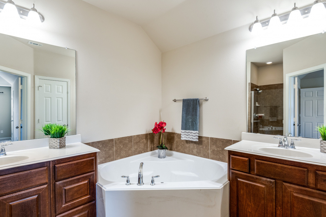 4657 Penelope Ln, Plano, TX 75024