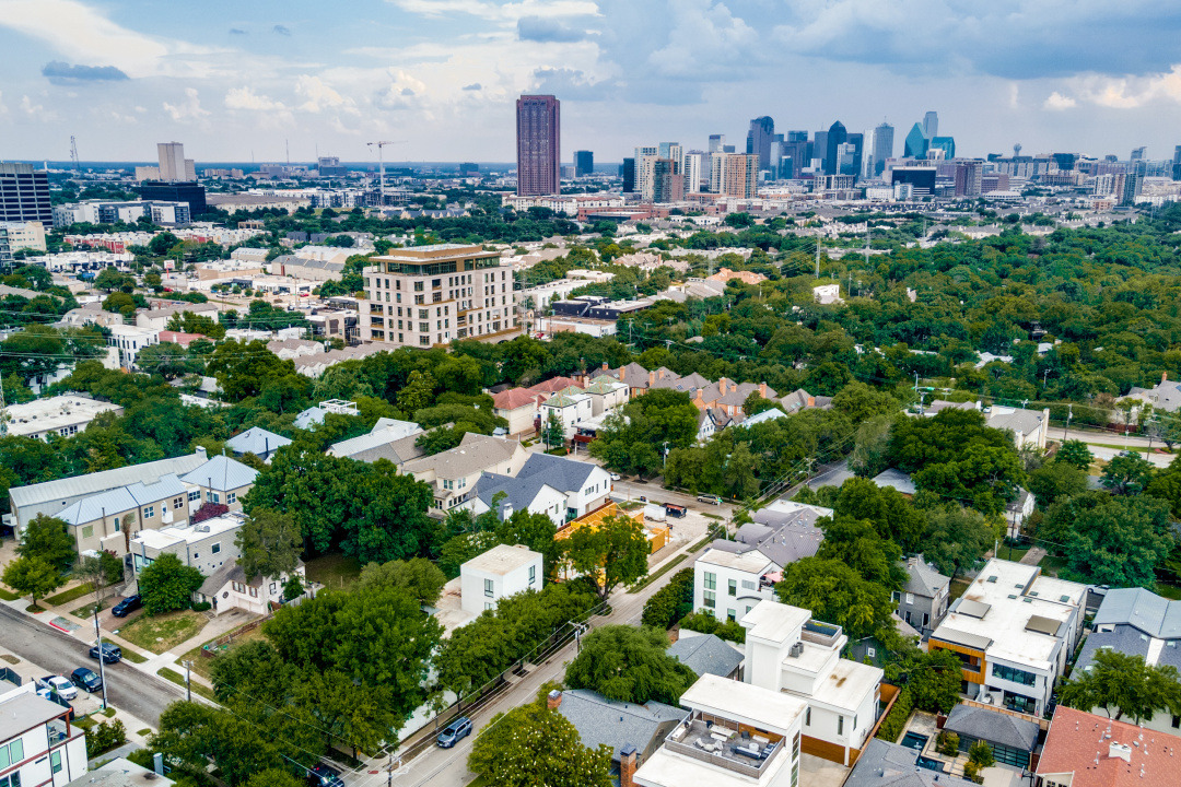 Home Photos Videos & 360° Floor Plan Map & Nearby