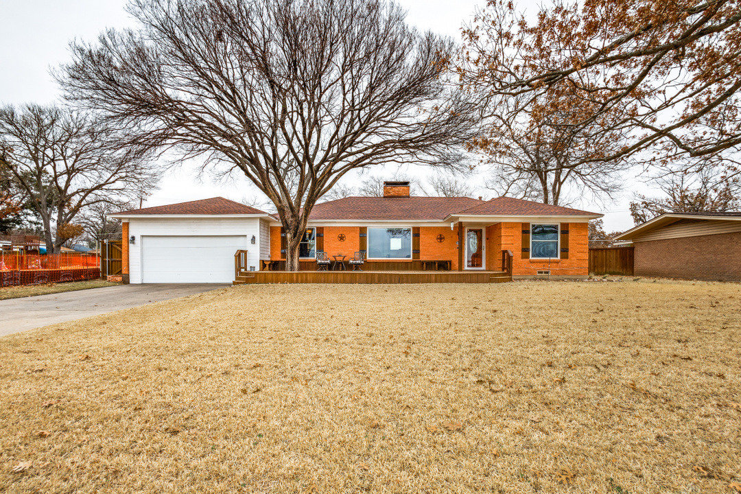 10112 Van Dyke Rd, Dallas, TX 75218