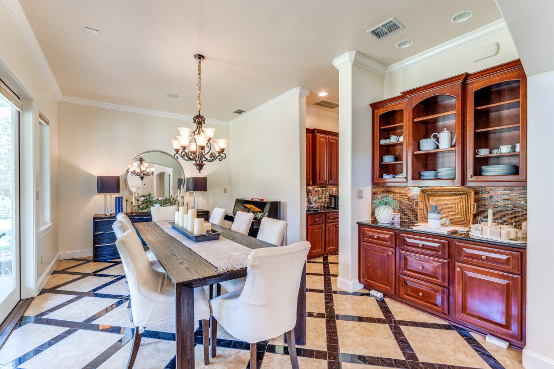 10206 Oak Forest Way, New Braunfels, TX 78132