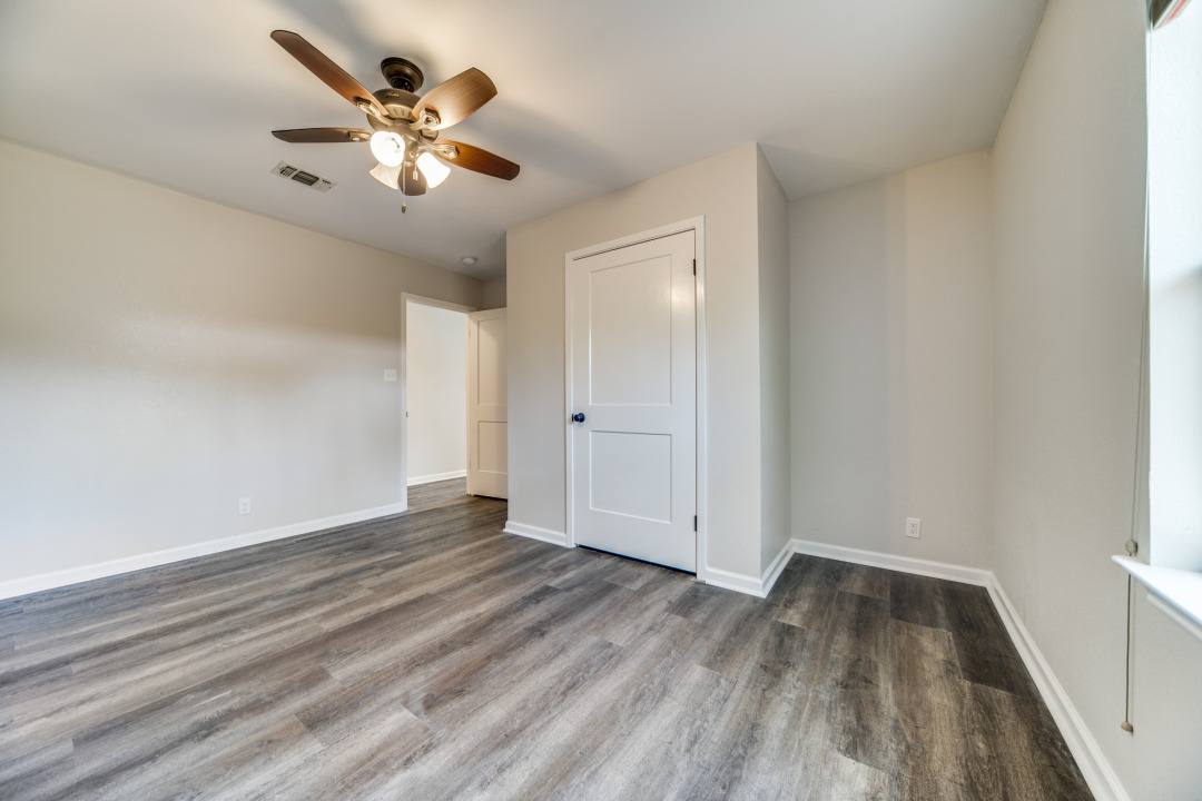 704 Bell Street, Fredericksburg, TX 78624