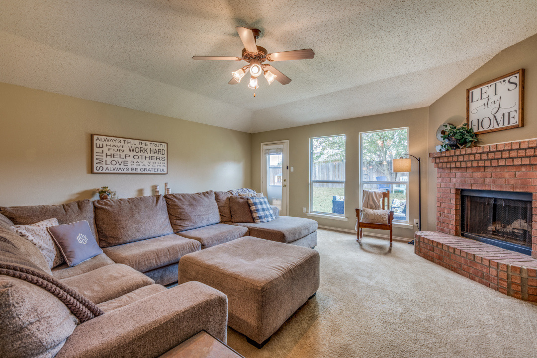 7105 Northpoint Dr, Rowlett, TX 75089