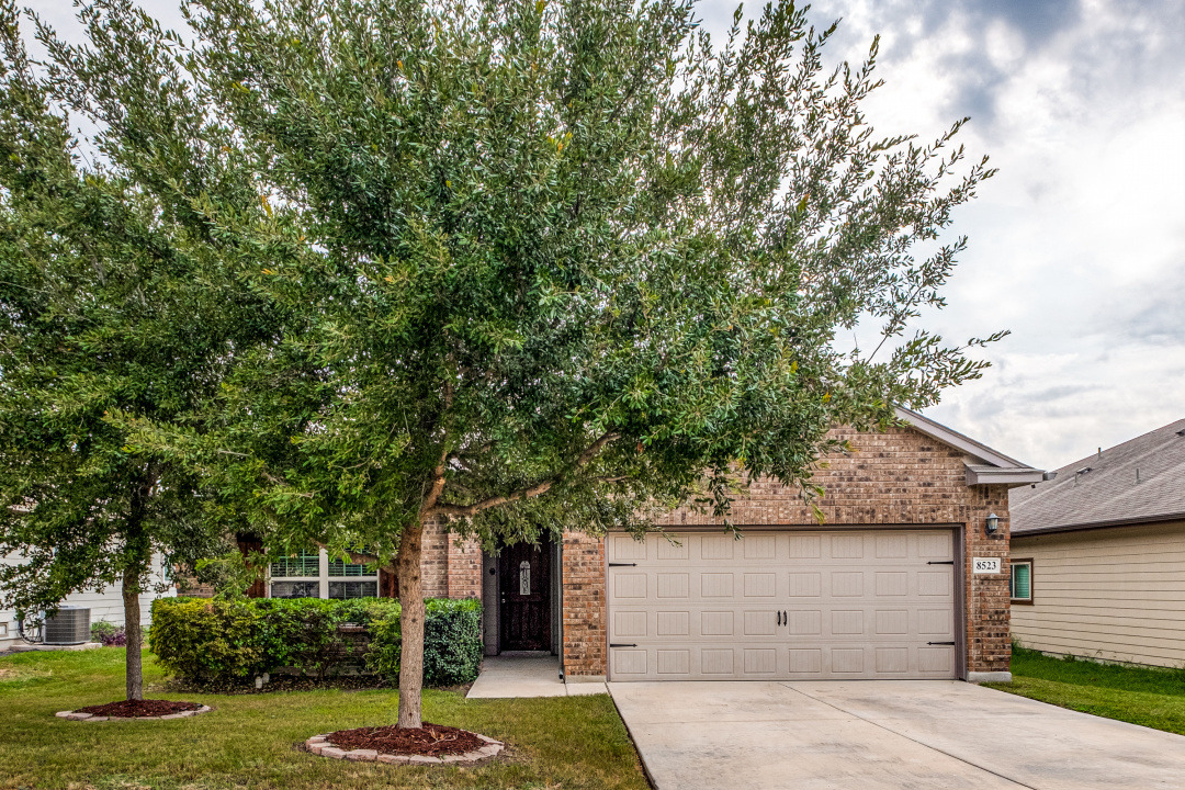 8523 Apache Bend, Converse, TX 78109