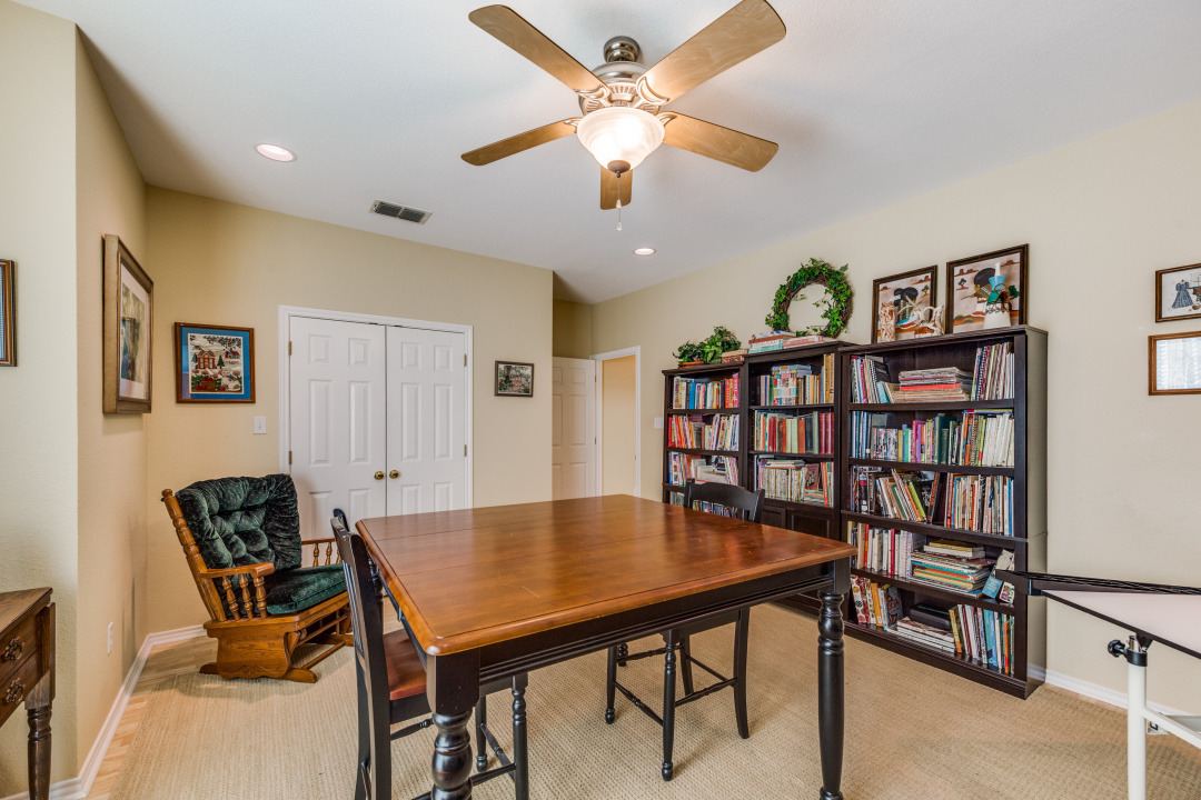 8646 Noble Lark Dr, Boerne, TX 78015