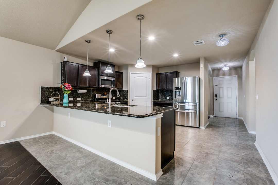 1014 Dogleg Right, San Antonio, TX 78221