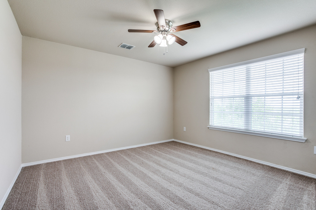 1014 Dogleg Right, San Antonio, TX 78221