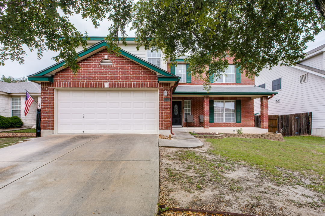 9723 Lindrith, Helotes, TX 78023