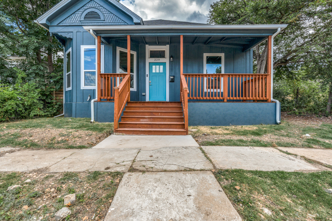 Photos Map & Nearby Contact