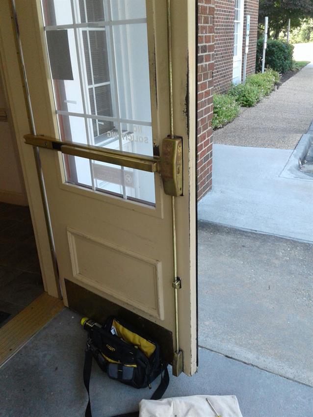 Monarch - Falcon 904H Panic Exit Device Assembly