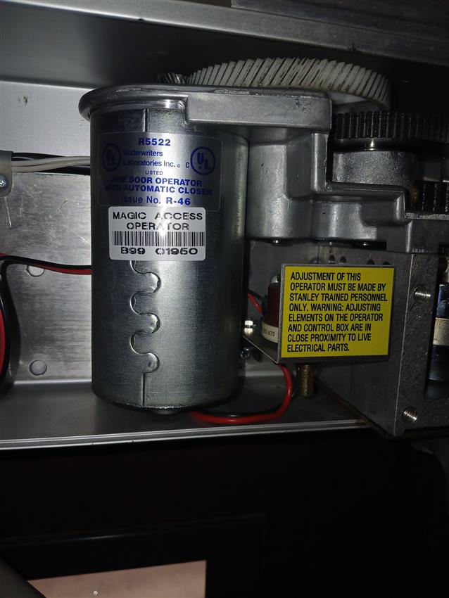 Stanley R110378RO Stanley Magic Access Operator RH/OUT - Rebuilt