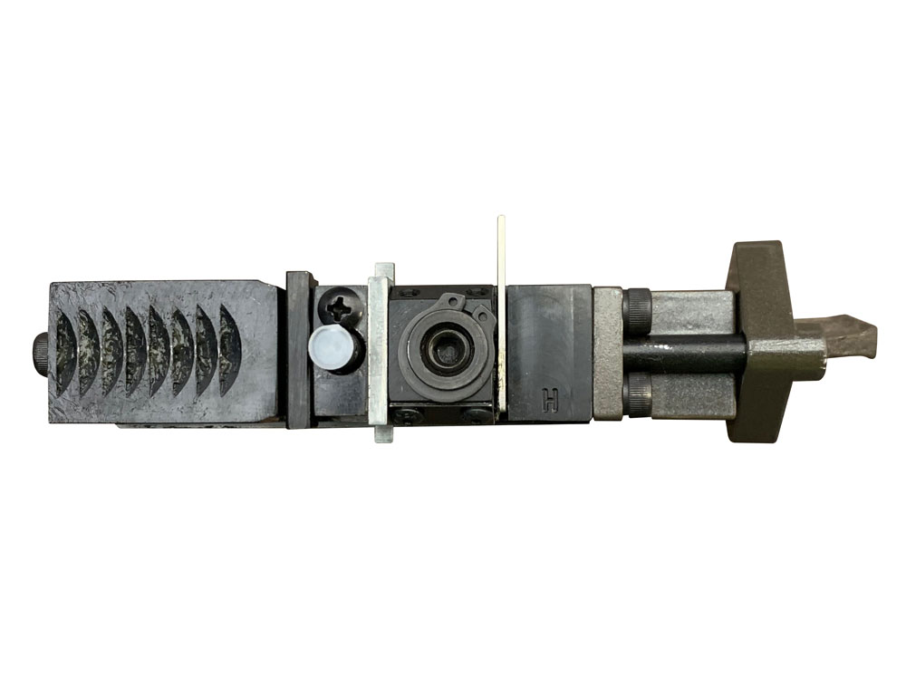 Best C70579 KEY CARRIAGE ASSY RH
