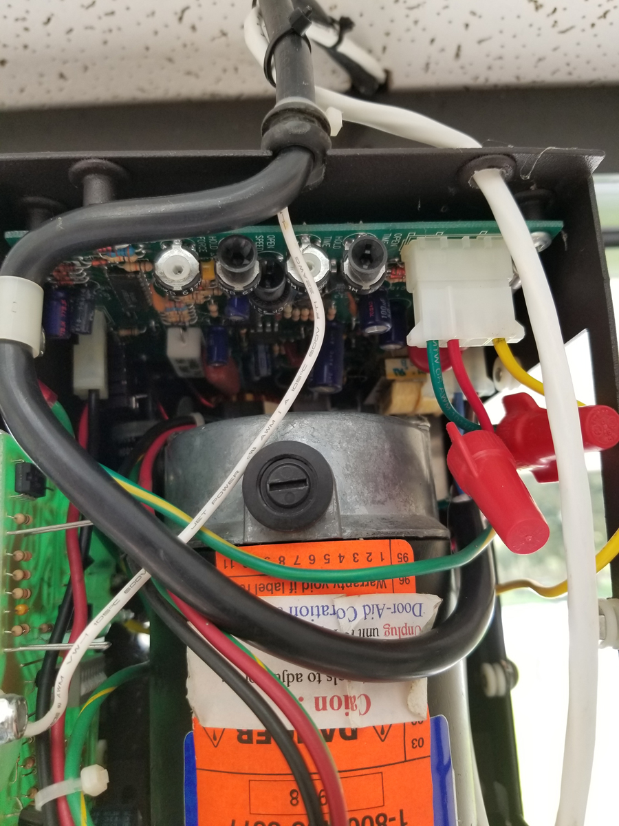 DOOR-AID B1000S Door Operator/On Demand, Silver