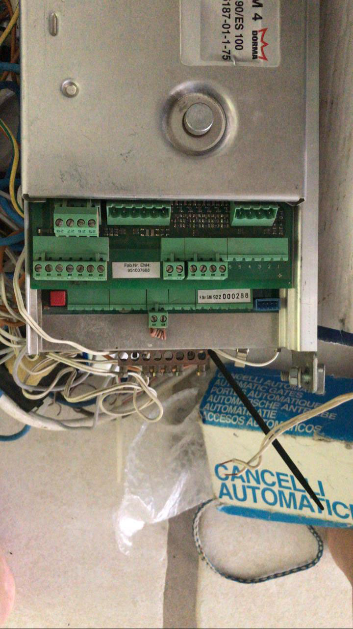 DORMA ES90 + EM4 CONTROL BOARD FOR DORMA ES90 AUTOMATIC SLIDING DOORS