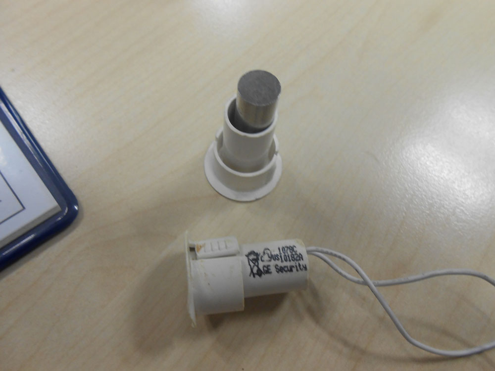 GE Security 1078C-N Recessed Magnetic Steel Door Contact w/ Wire Leads ...