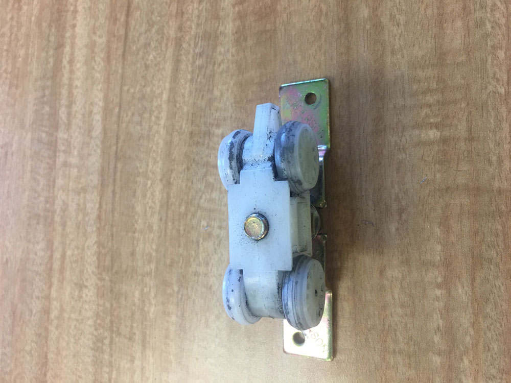 Henderson 284N Nylon Bodied Acetal Wheel Hanger