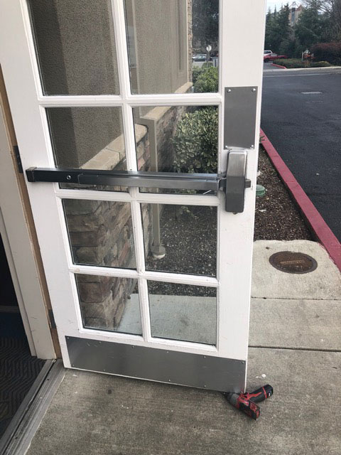 Monarch - Falcon 904H Panic Exit Device Assembly