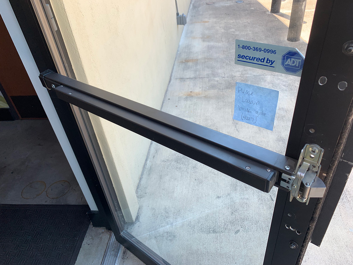 Monarch 19R Rim Exit Device