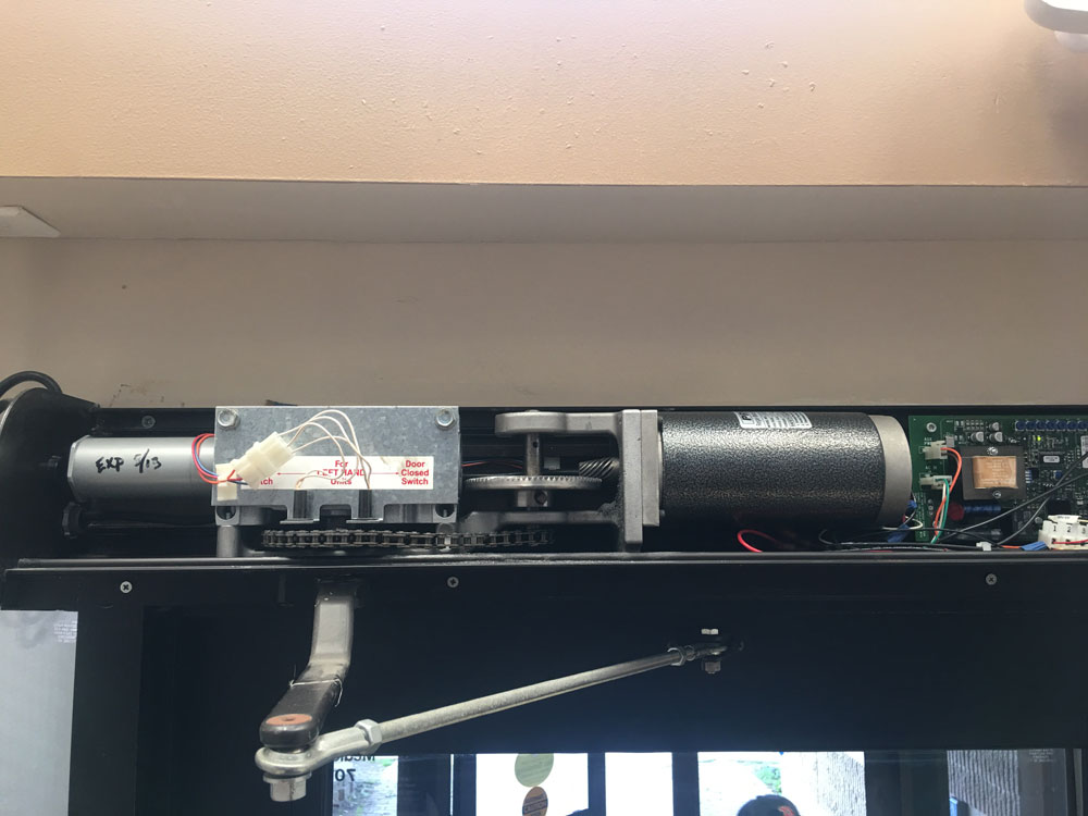 GT/Nabco R2210311-02 Rebuilt 710 Magnum 2, 3, 4 Operator Assembly - LH