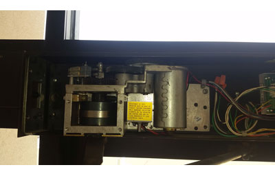 Stanley R110379LO Stanley Magic Access Operator LH/OUT - Rebuilt