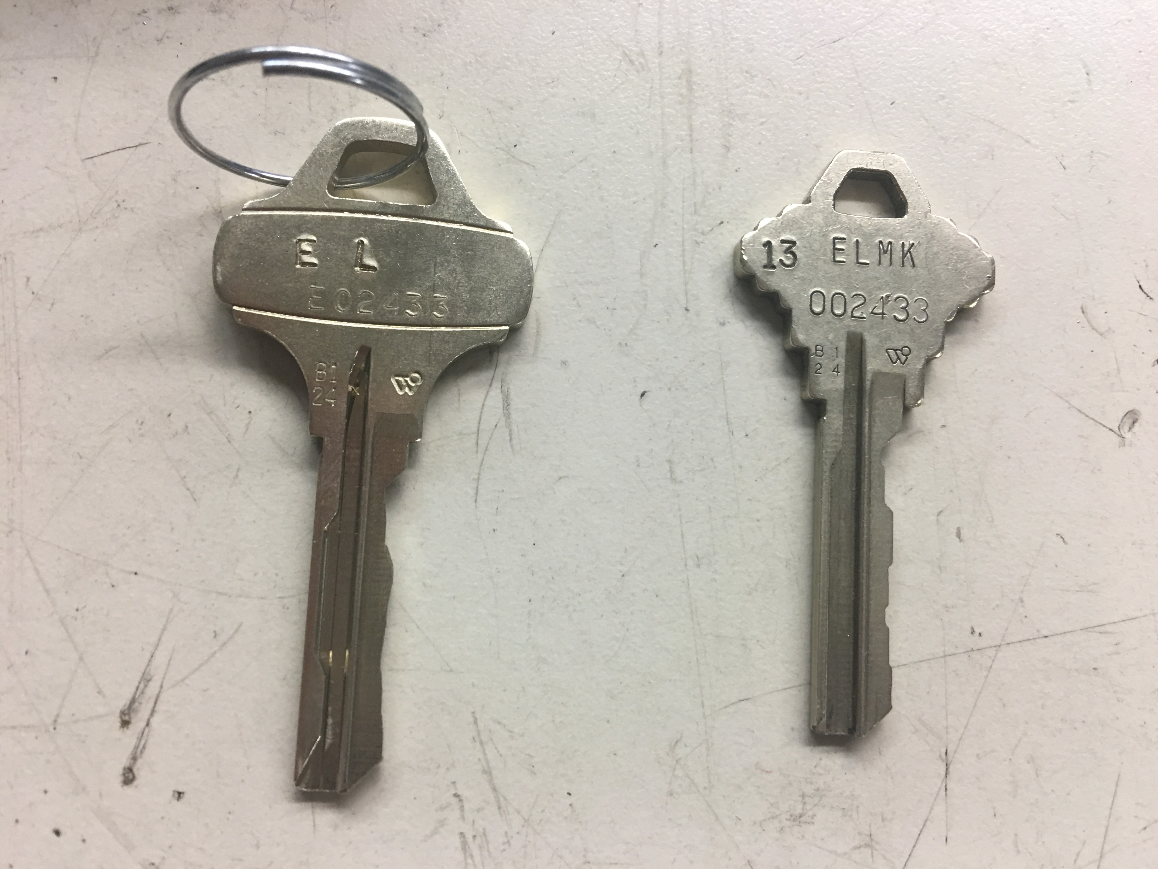 Schlage Cmp. 35-401-B124 35-401-B124 Sfic,Embossed,Control/Operatin