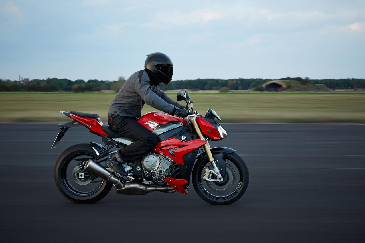 BMW S 1000 R - BimmerFile