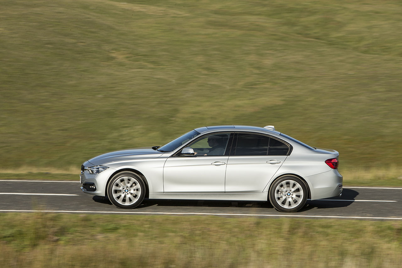 3series_320_F30_187 - BimmerFile