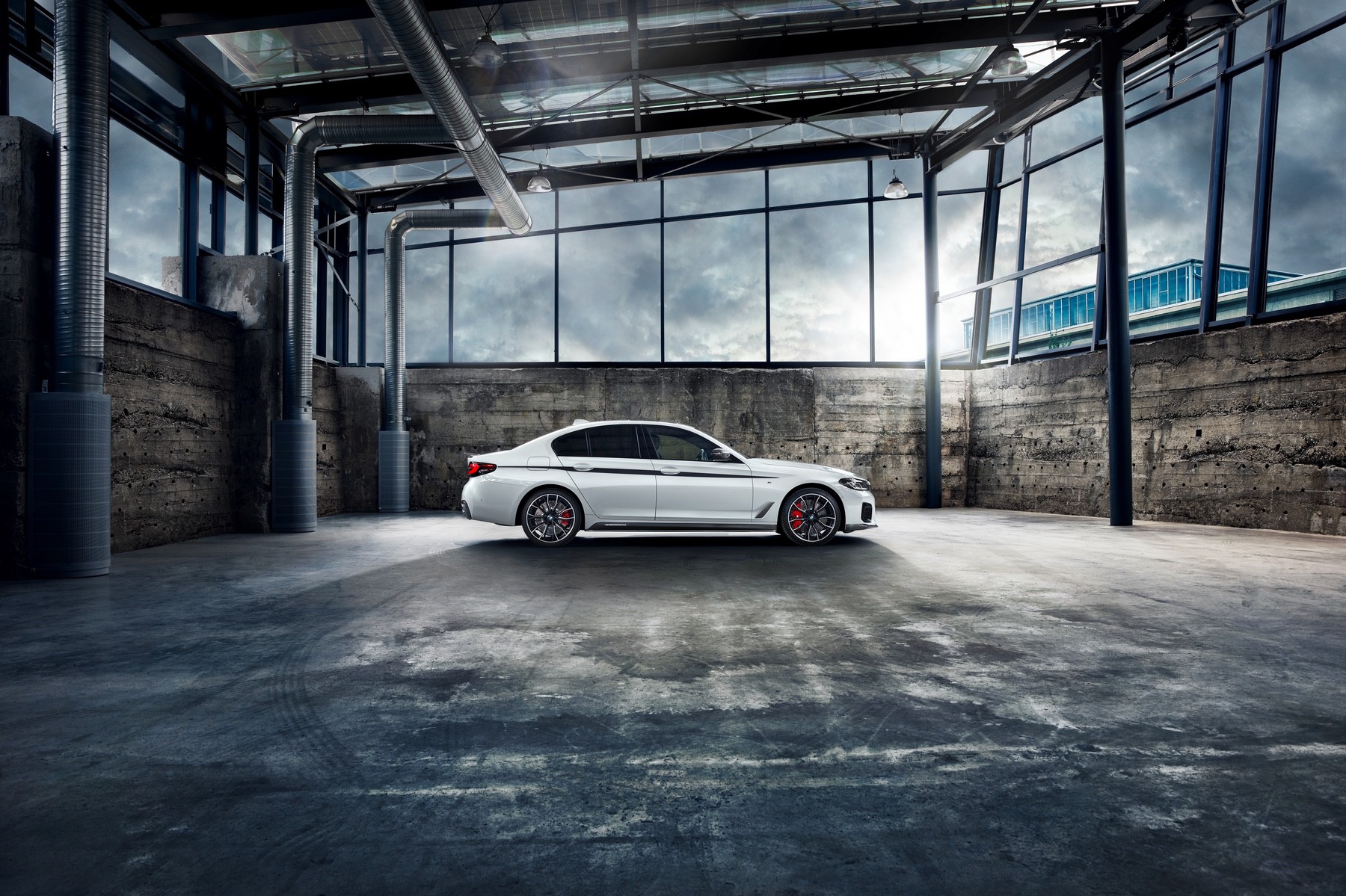 BMW Releases Over 40 New M Performance Parts for the M5 & 5 Series ...