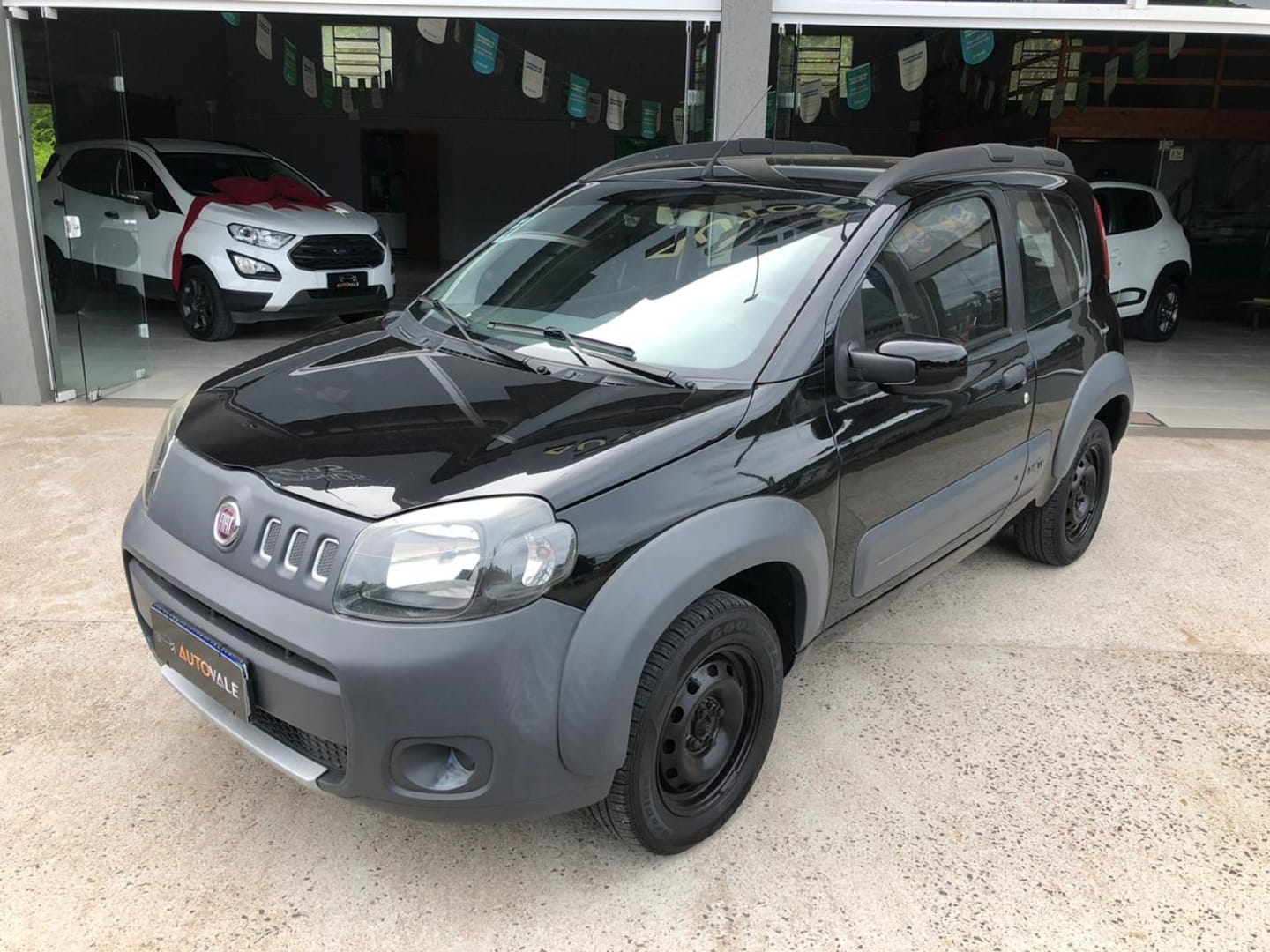 FIAT - UNO WAY 1.0 - 2011/2012 - PRETO - R$ 19.990,00 - AutoVale