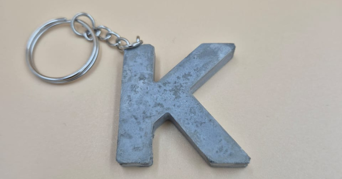 eTukuri - Products | Cement Letter with Keychain