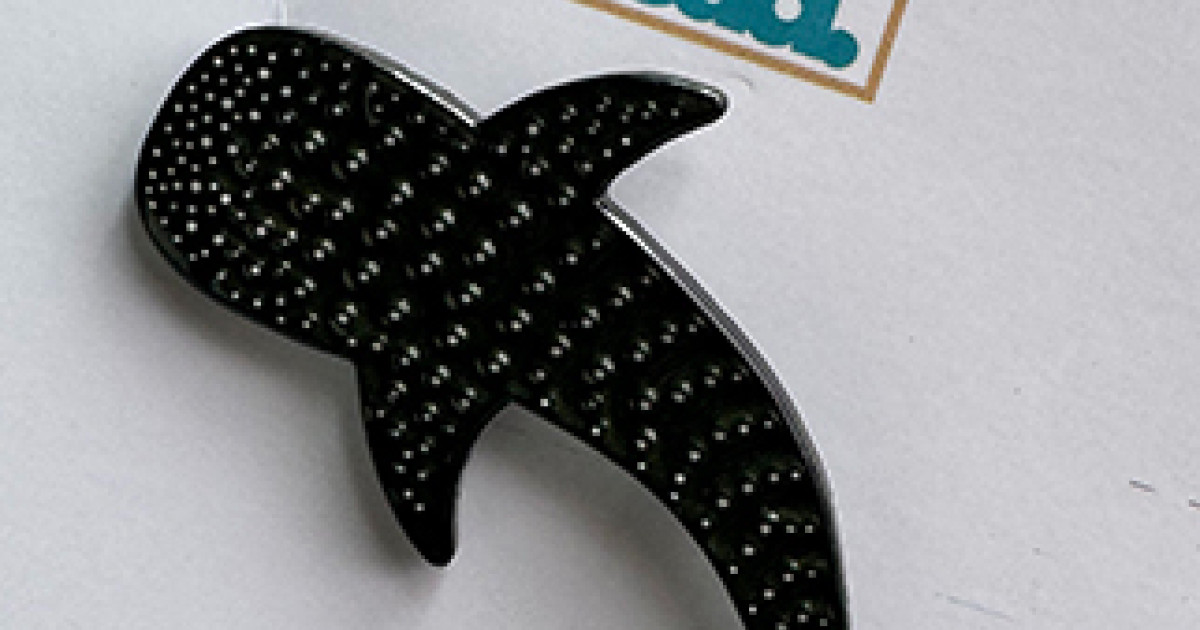 eTukuri - Products | (ފެހުރިހި) - Whale Shark Enamel Pin