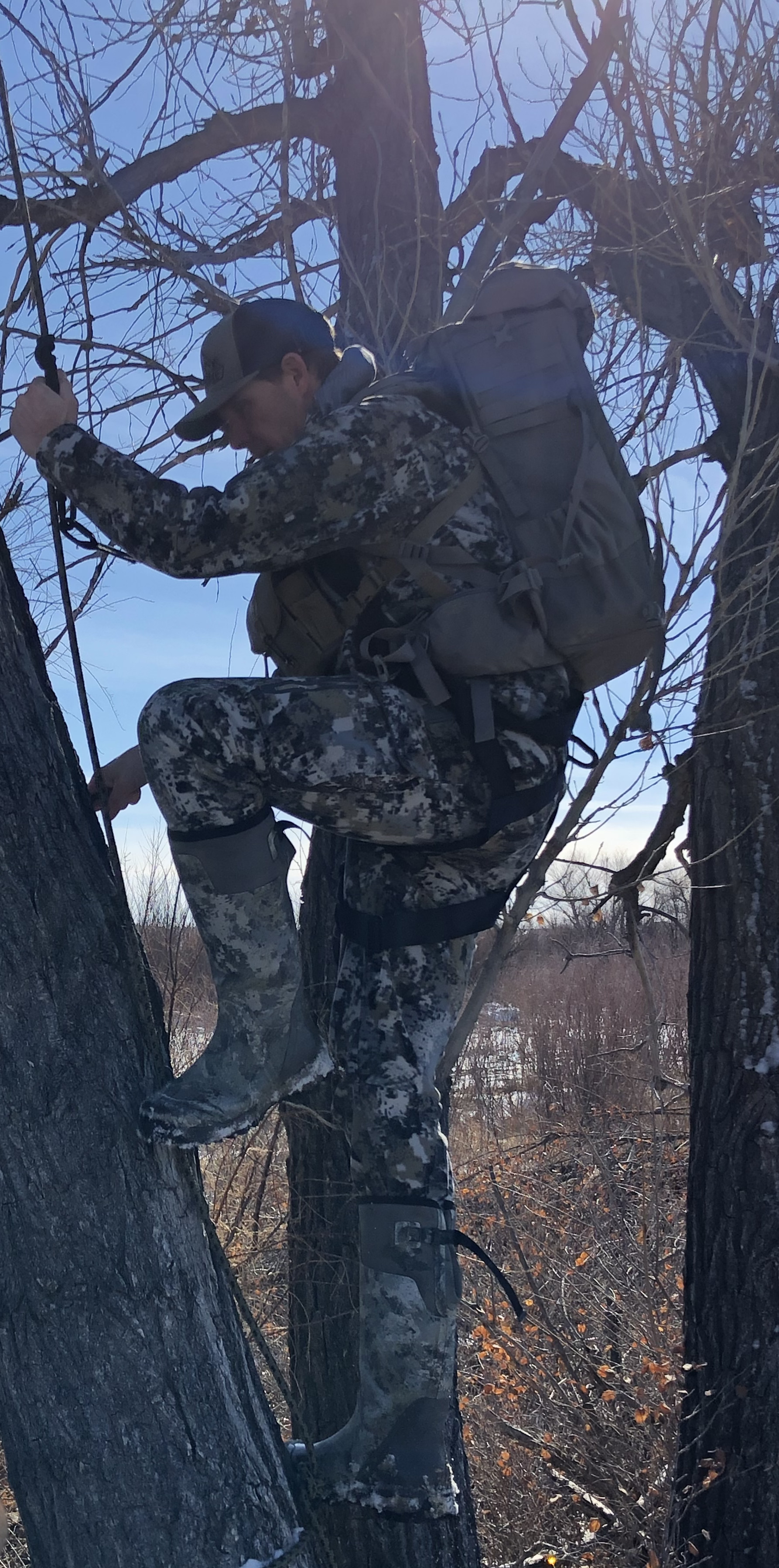 Treestand Hunting: How Safe Are You Being, Really? | Hoyt Archery