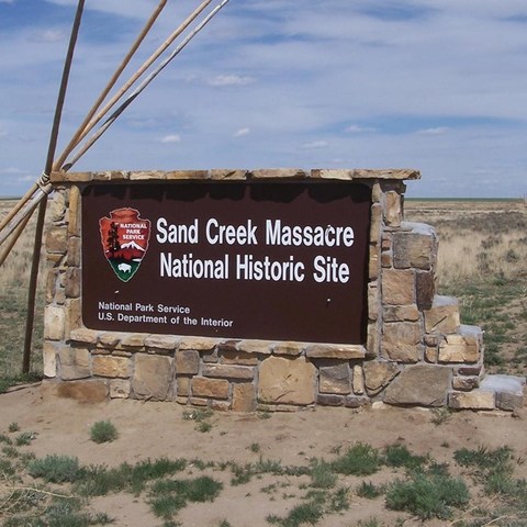 The Long Death: Massacres of Native People in North America by White