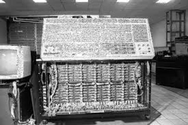 EVOLUCION DEL LENGUAJE DE PROGRAMACIÓN.orientado a la web timeline | T