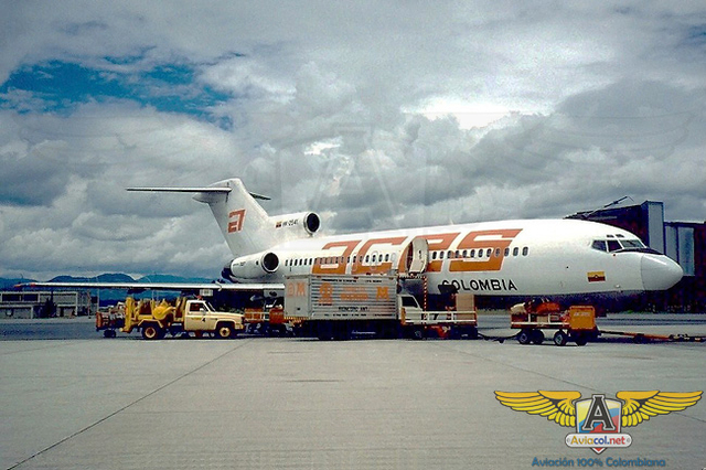 HISTORIA DE LA AVIACIÓN EN COLOMBIA timeline | Timetoast timelines