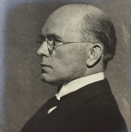 RELACIONES PÚBLICAS EN LA HISTORIA timeline | Timetoast timelines