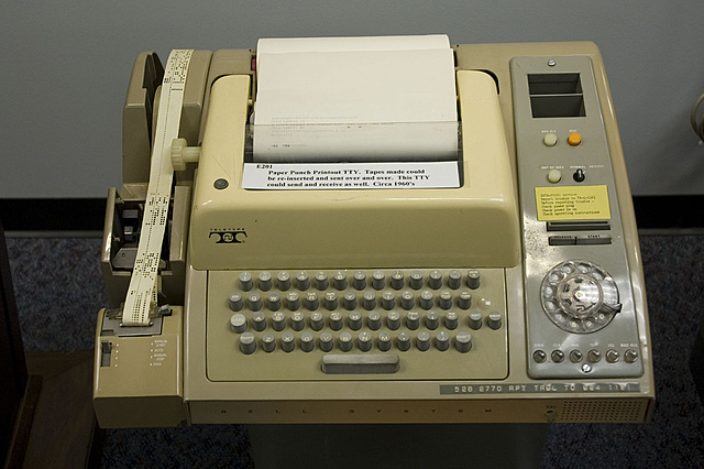 evolución de los medios de comunicación timeline | Timetoast timelines