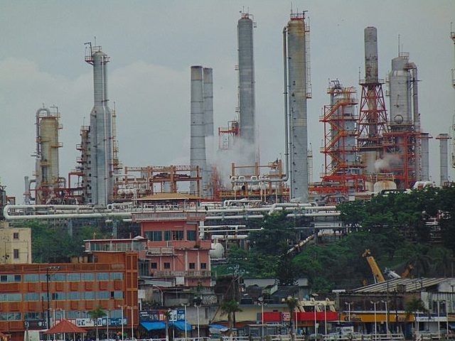 Historia de la Refinación en México timeline | Timetoast timelines