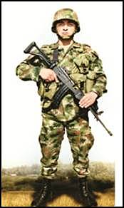 Evolucion Uniformes del Ejercito. Por Estudiante UNAD Armando Cuellar