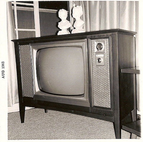 EVOLUCIÓN DE LA TELEVISIÓN timeline | Timetoast timelines