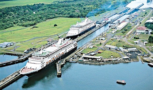 CRONOLOGÍA CANAL DE PANAMÁ timeline | Timetoast timelines