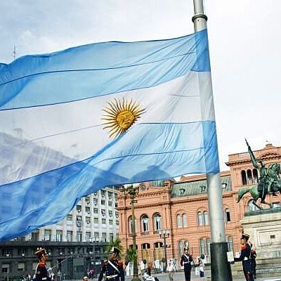 HISTORIA ARGENTINA PERIODO 1966 - 1976 timeline | Timetoast timelines
