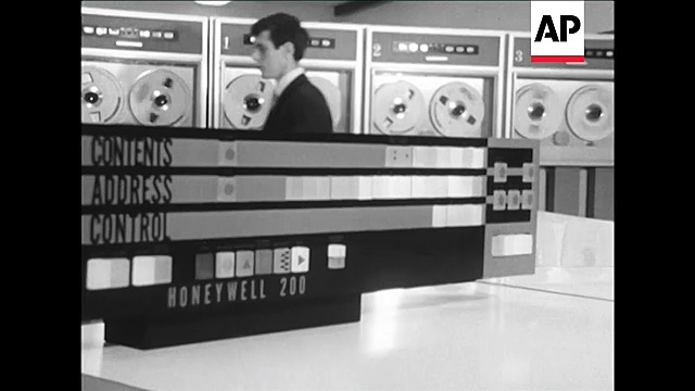 Generaciones de las Computadoras timeline | Timetoast timelines