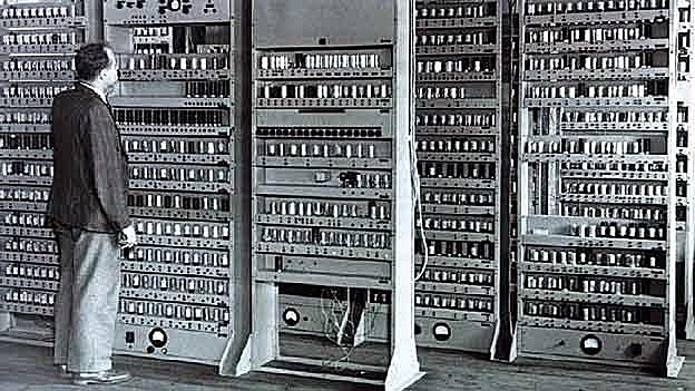 Historia de las Computadoras - Línea de Tiempo. Abib Francisco