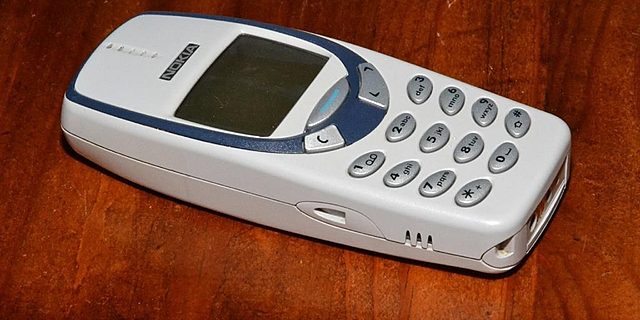 Phones timeline | Timetoast timelines