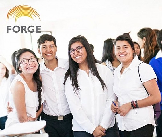 Fundación Forge una ayuda para los jóvenes timeline | Timetoast