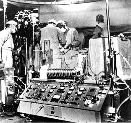 Antescedentes historicos de UCI timeline | Timetoast timelines